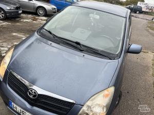 Grey Toyota Corolla Verso 2003 in Siauliai, with an engine capacity of 2.00 L and mileage of 0 thousand km for 699 €, photo 10 on AUTOMOTO.COM.LV