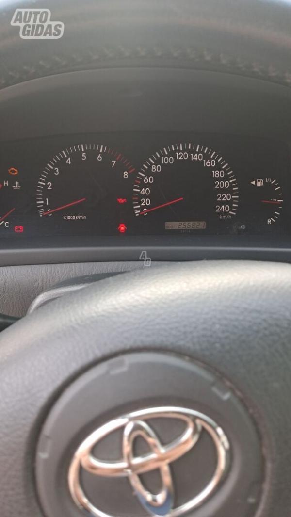 Pelēks Toyota Corolla Verso 2004 Kauņa, ar dzinēja tilpumu 1.80 L un nobraukumu 257 tūkst. km par 1800 €, foto 9 vietnē AUTOMOTO.COM.LV