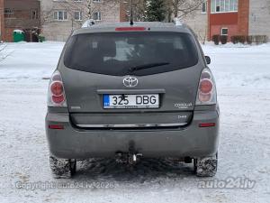 Pelēks Toyota Corolla Verso 2006 Narva, ar dzinēja tilpumu 2.20 L un nobraukumu 307 tūkst. km par 999 €, foto 5 vietnē AUTOMOTO.COM.LV