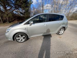 Grey Toyota Corolla Verso 2006 in Voru, with an engine capacity of 2.20 L and mileage of 0 thousand km for 1700 €, photo 3 on AUTOMOTO.COM.LV