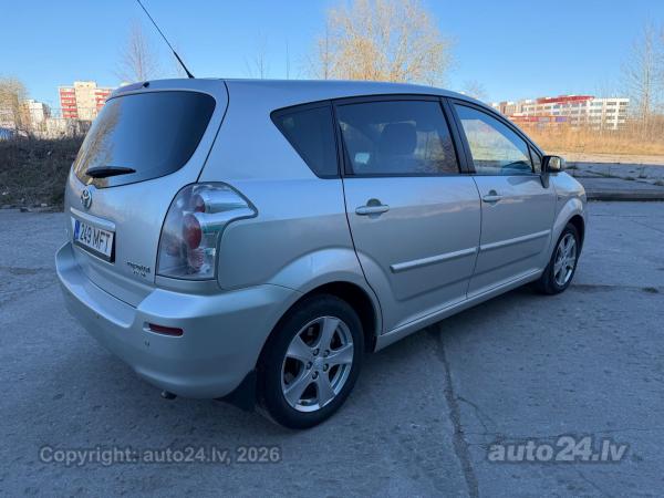 Pelēks Toyota Corolla Verso 2006 Tallina, ar dzinēja tilpumu 1.80 L un nobraukumu 101 tūkst. km par 2999 €, foto 6 vietnē AUTOMOTO.COM.LV