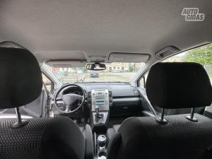 Grey Toyota Corolla Verso 2006 in Kaunas, with an engine capacity of 2.20 L and mileage of 230 thousand km for 3200 €, photo 8 on AUTOMOTO.COM.LV