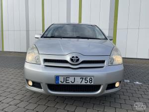 Grey Toyota Corolla Verso 2006 in Vilnius, with an engine capacity of 2.00 L and mileage of 300 thousand km for 1950 €, photo 8 on AUTOMOTO.COM.LV