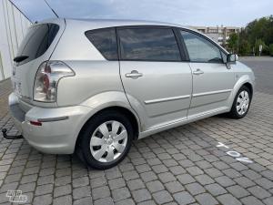 Grey Toyota Corolla Verso 2006 in Vilnius, with an engine capacity of 2.00 L and mileage of 300 thousand km for 1950 €, photo 13 on AUTOMOTO.COM.LV