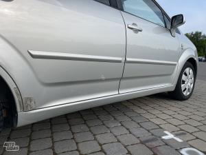 Grey Toyota Corolla Verso 2006 in Vilnius, with an engine capacity of 2.00 L and mileage of 300 thousand km for 1950 €, photo 15 on AUTOMOTO.COM.LV