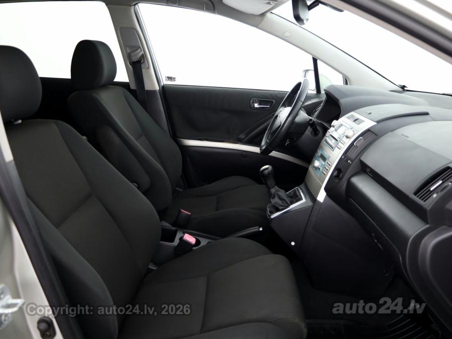 Pelēks Toyota Corolla Verso 2006 Tallina, ar dzinēja tilpumu 1.80 L un nobraukumu 289 tūkst. km par 1699 €, foto 7 vietnē AUTOMOTO.COM.LV