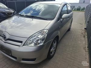 Pelēks Toyota Corolla Verso 2006 Klaipėda, ar dzinēja tilpumu 2.20 L un nobraukumu 249 tūkst. km par 1850 €, foto 3 vietnē AUTOMOTO.COM.LV