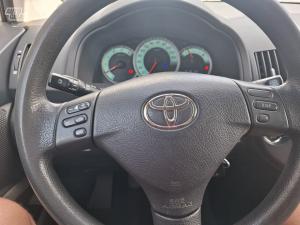 Pelēks Toyota Corolla Verso 2006 Klaipėda, ar dzinēja tilpumu 2.20 L un nobraukumu 249 tūkst. km par 1850 €, foto 9 vietnē AUTOMOTO.COM.LV