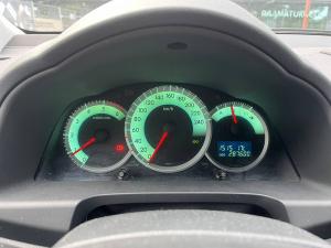 Pelēks Toyota Corolla Verso 2006 Tallina, ar dzinēja tilpumu 2.20 L un nobraukumu 288 tūkst. km par 1990 €, foto 14 vietnē AUTOMOTO.COM.LV