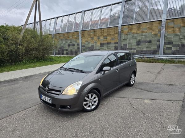 Тойота Королла Версо 2006 в Клайпеда на AUTOMOTO.COM.LV Серый Тойота Королла Версо 2006 в Клайпеда, объемом двигателя 2.20 л и пробегом 277 тыс. км за 1800 €, фото 6 на AUTOMOTO.COM.LV