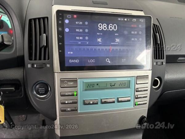 Pelēks Toyota Corolla Verso 2007 Tallina, ar dzinēja tilpumu 2.20 L un nobraukumu 399 tūkst. km par 2950 €, foto 11 vietnē AUTOMOTO.COM.LV