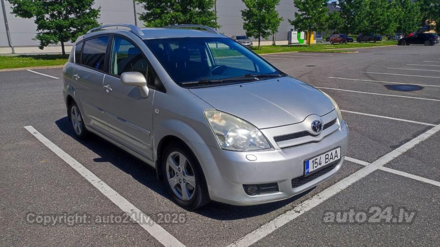 Grey Toyota Corolla Verso 2007 in Tartu, with an engine capacity of 1.80 L and mileage of 307 thousand km for 1990 €, photo 4 on AUTOMOTO.COM.LV
