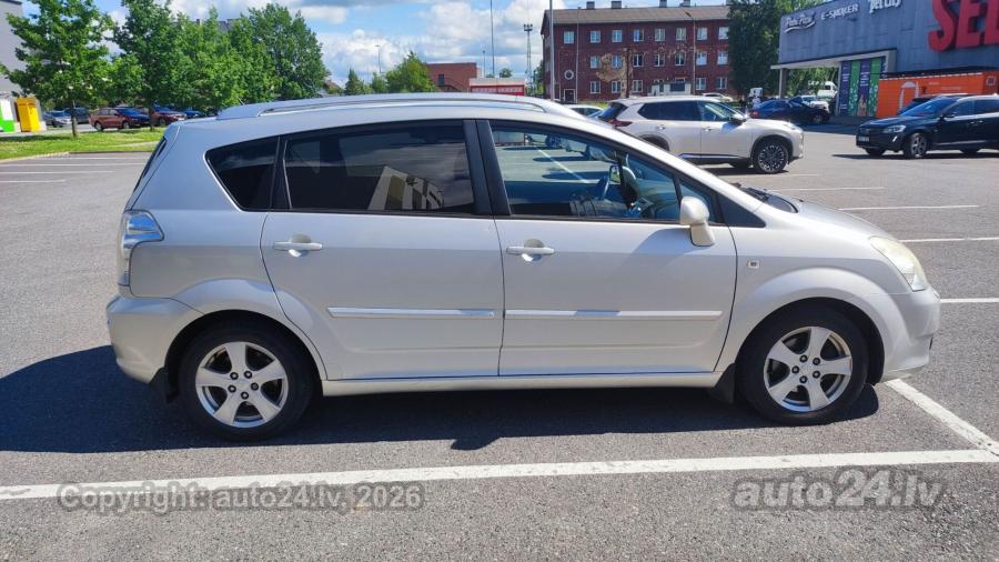 Grey Toyota Corolla Verso 2007 in Tartu, with an engine capacity of 1.80 L and mileage of 307 thousand km for 1990 €, photo 5 on AUTOMOTO.COM.LV