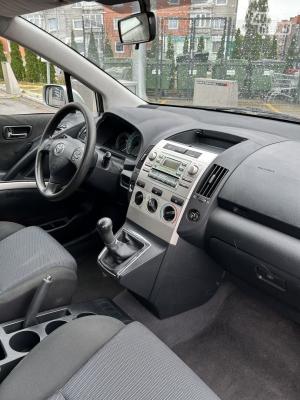 Grey Toyota Corolla Verso 2007 in Klaipeda, with an engine capacity of 2.20 L and mileage of 248 thousand km for 3150 €, photo 9 on AUTOMOTO.COM.LV