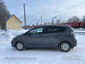 Pelēks Toyota Corolla Verso 2008 Valga, ar dzinēja tilpumu 2.20 L un nobraukumu 355 tūkst. km par 2100 €, foto 4 vietnē AUTOMOTO.COM.LV