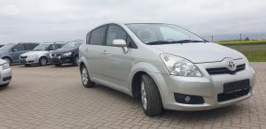 Grey Toyota Corolla Verso 2008 in Kedainiai, with an engine capacity of 2.20 L and mileage of 260 thousand km for 2700 €, photo 4 on AUTOMOTO.COM.LV