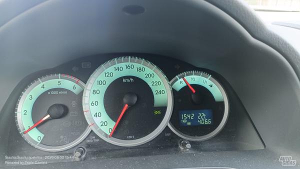 Pelēks Toyota Corolla Verso 2008 Šauļi, ar dzinēja tilpumu 2.20 L un nobraukumu 234 tūkst. km par 2600 €, foto 8 vietnē AUTOMOTO.COM.LV