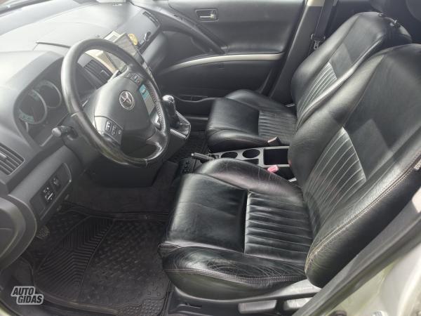 Toyota Corolla Verso 2009 in Silale on AUTOMOTO.COM.LV Grey Toyota Corolla Verso 2009 in Silale, with an engine capacity of 2.20 L and mileage of 377 thousand km for 2200 €, photo 1 on AUTOMOTO.COM.LV