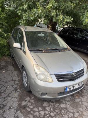 Toyota Corolla Verso 2002 in Vilnius, with an engine capacity of 2.00 L and mileage of 303 thousand km for 390 €, photo 6 on AUTOMOTO.COM.LV