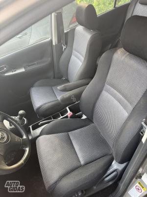 Toyota Corolla Verso 2002 in Vilnius, with an engine capacity of 2.00 L and mileage of 303 thousand km for 390 €, photo 9 on AUTOMOTO.COM.LV