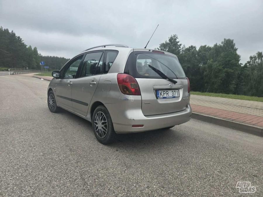 Тойота Королла Версо 2002 в Зарасай, объемом двигателя 2.00 л и пробегом 330 тыс. км за 780 €, фото 5 на AUTOMOTO.COM.LV