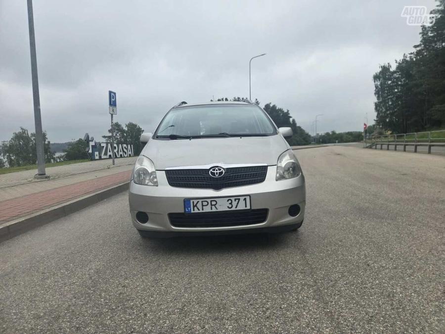 Тойота Королла Версо 2002 в Зарасай, объемом двигателя 2.00 л и пробегом 330 тыс. км за 780 €, фото 9 на AUTOMOTO.COM.LV