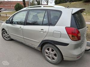 Toyota Corolla Verso 2003 Viļņa, ar dzinēja tilpumu 2.00 L un nobraukumu 278 tūkst. km par 599 €, foto 3 vietnē AUTOMOTO.COM.LV