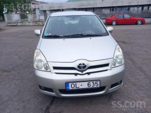 Toyota Corolla Verso 2004 in Daugavpils, with an engine capacity of 2.00 L and mileage of 350 thousand km for 1150 €, photo 4 on AUTOMOTO.COM.LV