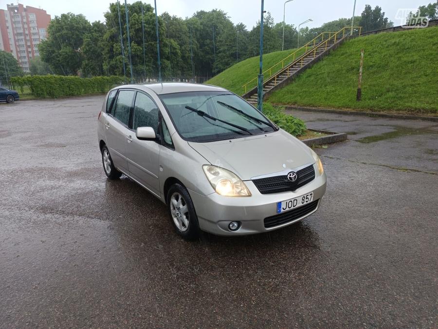 Toyota Corolla Verso 2005 Klaipėda, ar dzinēja tilpumu 2.00 L un nobraukumu 358 tūkst. km par 650 €, foto 3 vietnē AUTOMOTO.COM.LV