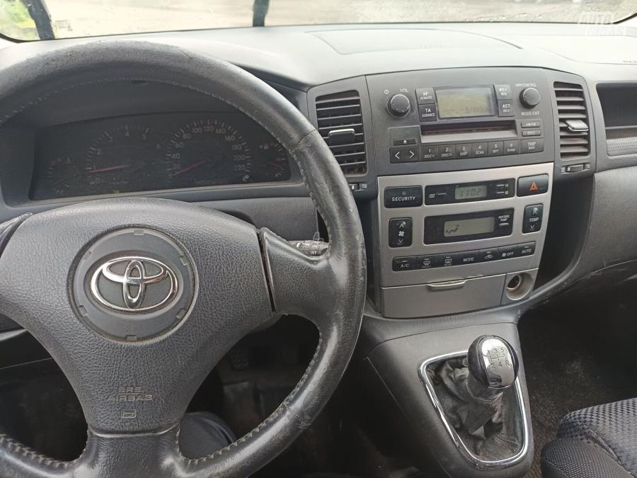 Toyota Corolla Verso 2005 Klaipėda, ar dzinēja tilpumu 2.00 L un nobraukumu 358 tūkst. km par 650 €, foto 6 vietnē AUTOMOTO.COM.LV
