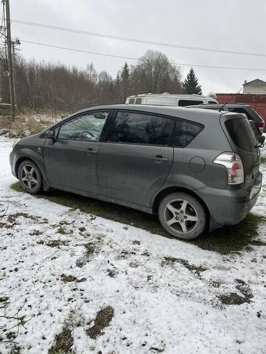 Toyota Corolla Verso 2005 Tallina, ar dzinēja tilpumu 0.00 L un nobraukumu 327 tūkst. km par 555 €, foto 1 vietnē AUTOMOTO.COM.LV