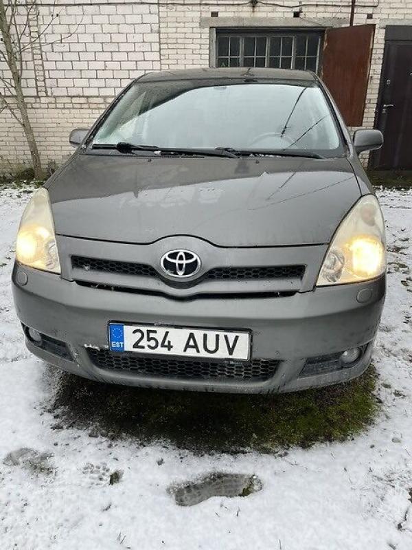 Toyota Corolla Verso 2005 Tallina, ar dzinēja tilpumu 0.00 L un nobraukumu 327 tūkst. km par 555 €, foto 4 vietnē AUTOMOTO.COM.LV