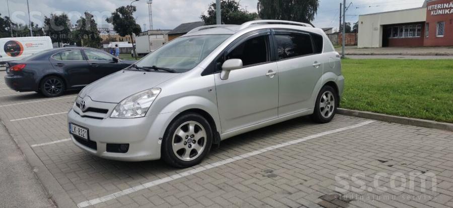 Toyota Corolla Verso 2006 Rīga, ar dzinēja tilpumu 2.20 L un nobraukumu 324 tūkst. km par 1800 €, foto 1 vietnē AUTOMOTO.COM.LV