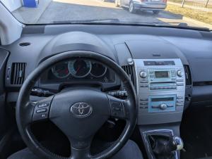 Toyota Corolla Verso 2006 Kauņa, ar dzinēja tilpumu 2.20 L un nobraukumu 400 tūkst. km par 880 €, foto 5 vietnē AUTOMOTO.COM.LV