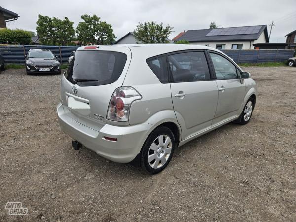 Toyota Corolla Verso 2006 in Kaunas, with an engine capacity of 1.80 L and mileage of 230 thousand km for 2350 €, photo 6 on AUTOMOTO.COM.LV