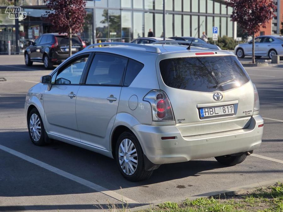 Toyota Corolla Verso 2006 Klaipėda, ar dzinēja tilpumu 2.20 L un nobraukumu 310 tūkst. km par 1500 €, foto 5 vietnē AUTOMOTO.COM.LV