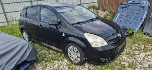 Toyota Corolla Verso 2006 Klaipėda, ar dzinēja tilpumu 2.20 L un nobraukumu 32 tūkst. km par 850 €, foto 2 vietnē AUTOMOTO.COM.LV