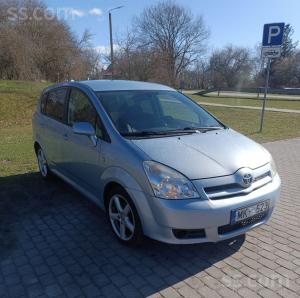 Toyota Corolla Verso 2006 Liepāja, ar dzinēja tilpumu 2.20 L un nobraukumu 278 tūkst. km par 1600 €, foto  vietnē AUTOMOTO.COM.LV