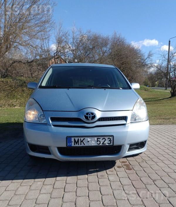 Toyota Corolla Verso 2006 in Liepaja, with an engine capacity of 2.20 L and mileage of 278 thousand km for 1490 €, photo 3 on AUTOMOTO.COM.LV
