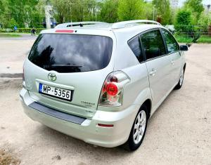 Toyota Corolla Verso 2007 Rīga, ar dzinēja tilpumu 2.20 L un nobraukumu 283 tūkst. km par 2950 €, foto 8 vietnē AUTOMOTO.COM.LV