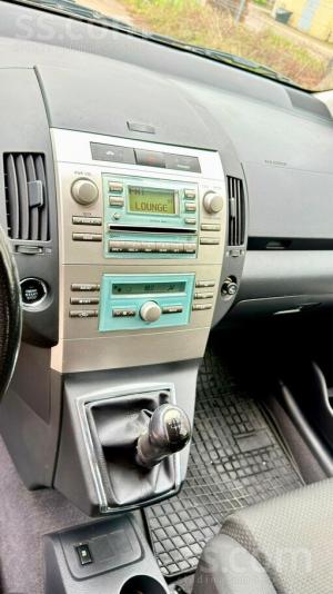 Toyota Corolla Verso 2007 Rīga, ar dzinēja tilpumu 2.20 L un nobraukumu 283 tūkst. km par 2950 €, foto 13 vietnē AUTOMOTO.COM.LV