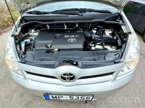 Toyota Corolla Verso 2007 Rīga, ar dzinēja tilpumu 2.20 L un nobraukumu 283 tūkst. km par 2950 €, foto 24 vietnē AUTOMOTO.COM.LV