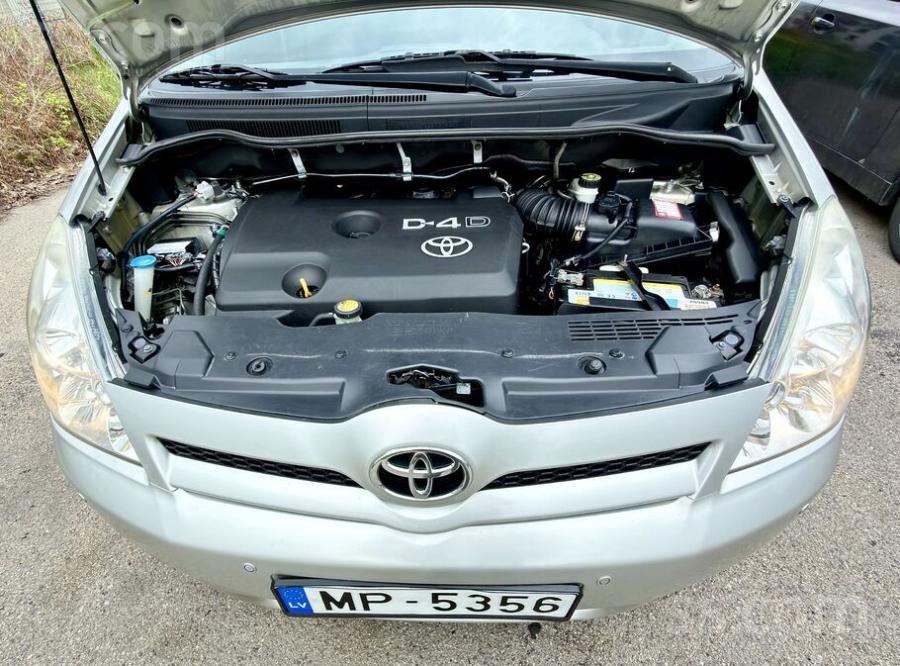 Toyota Corolla Verso 2007 Rīga, ar dzinēja tilpumu 2.20 L un nobraukumu 283 tūkst. km par 2950 €, foto 24 vietnē AUTOMOTO.COM.LV