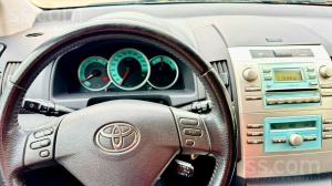 Toyota Corolla Verso 2007 Rīga, ar dzinēja tilpumu 2.20 L un nobraukumu 283 tūkst. km par 2950 €, foto 26 vietnē AUTOMOTO.COM.LV