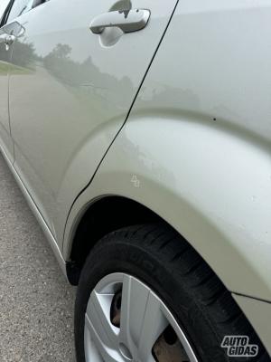 Toyota Corolla Verso 2007 Viļņa, ar dzinēja tilpumu 2.20 L un nobraukumu 236 tūkst. km par 1999 €, foto 6 vietnē AUTOMOTO.COM.LV