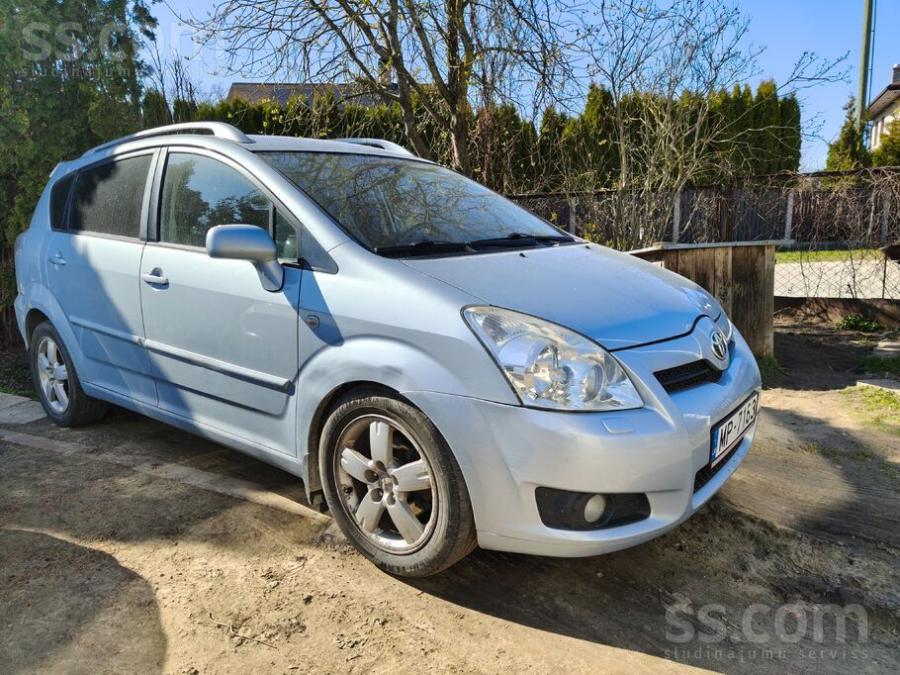 Toyota Corolla Verso 2008 Rīga, ar dzinēja tilpumu 2.20 L un nobraukumu 307 tūkst. km par 1800 €, foto 1 vietnē AUTOMOTO.COM.LV