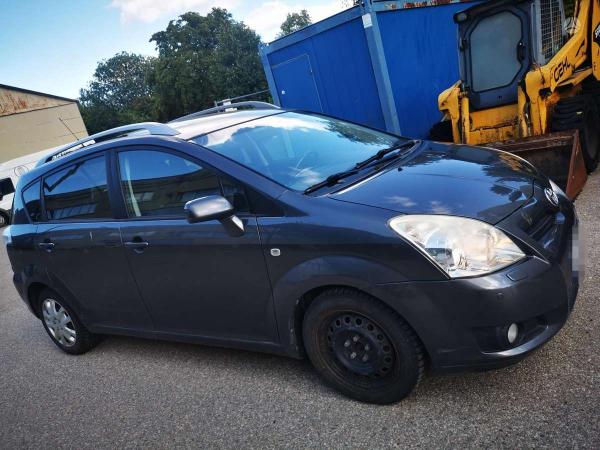 Toyota Corolla Verso 2008 Kauņa, ar dzinēja tilpumu 1.80 L un nobraukumu 264 tūkst. km par 1888 €, foto 5 vietnē AUTOMOTO.COM.LV