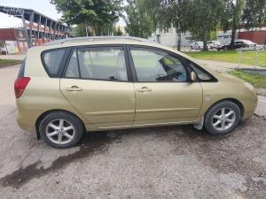 Тойота Королла Версо 2002 в Тельшяй, объемом двигателя 2.00 л и пробегом 330 тыс. км за 700 €, фото 11 на AUTOMOTO.COM.LV