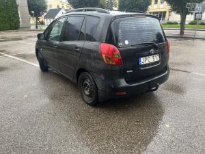Toyota Corolla Verso 2002 Ignalina, ar dzinēja tilpumu 2.00 L un nobraukumu 331 tūkst. km par 850 €, foto 6 vietnē AUTOMOTO.COM.LV