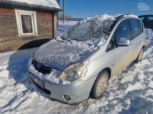 Toyota Corolla Verso 2003 Viļņa, ar dzinēja tilpumu 2.00 L un nobraukumu 336 tūkst. km par 500 €, foto  vietnē AUTOMOTO.COM.LV